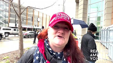 David Zere catches up with RAV fan - Real America's Voice News